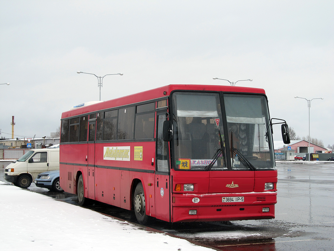 Nesvizh, MAZ-152.062 # 030200 — Photo — BUSPHOTO