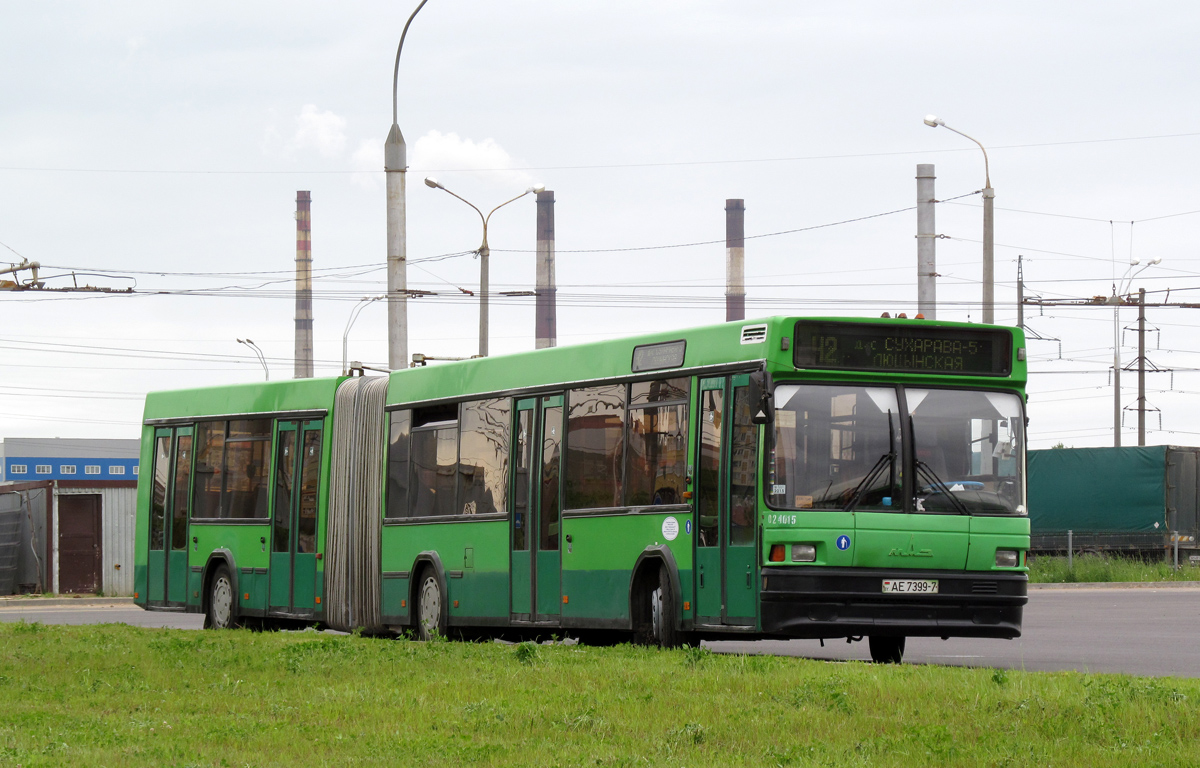 Minsk, MAZ-105.060 # 022977 — Photo — BUSPHOTO