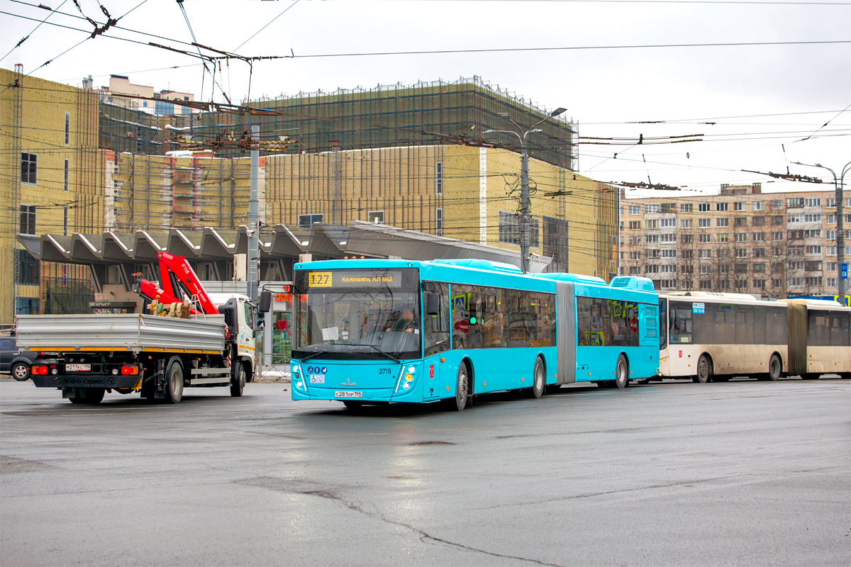 Saint Petersburg, MAZ-216.047 # 2715 — Photo — BUSPHOTO