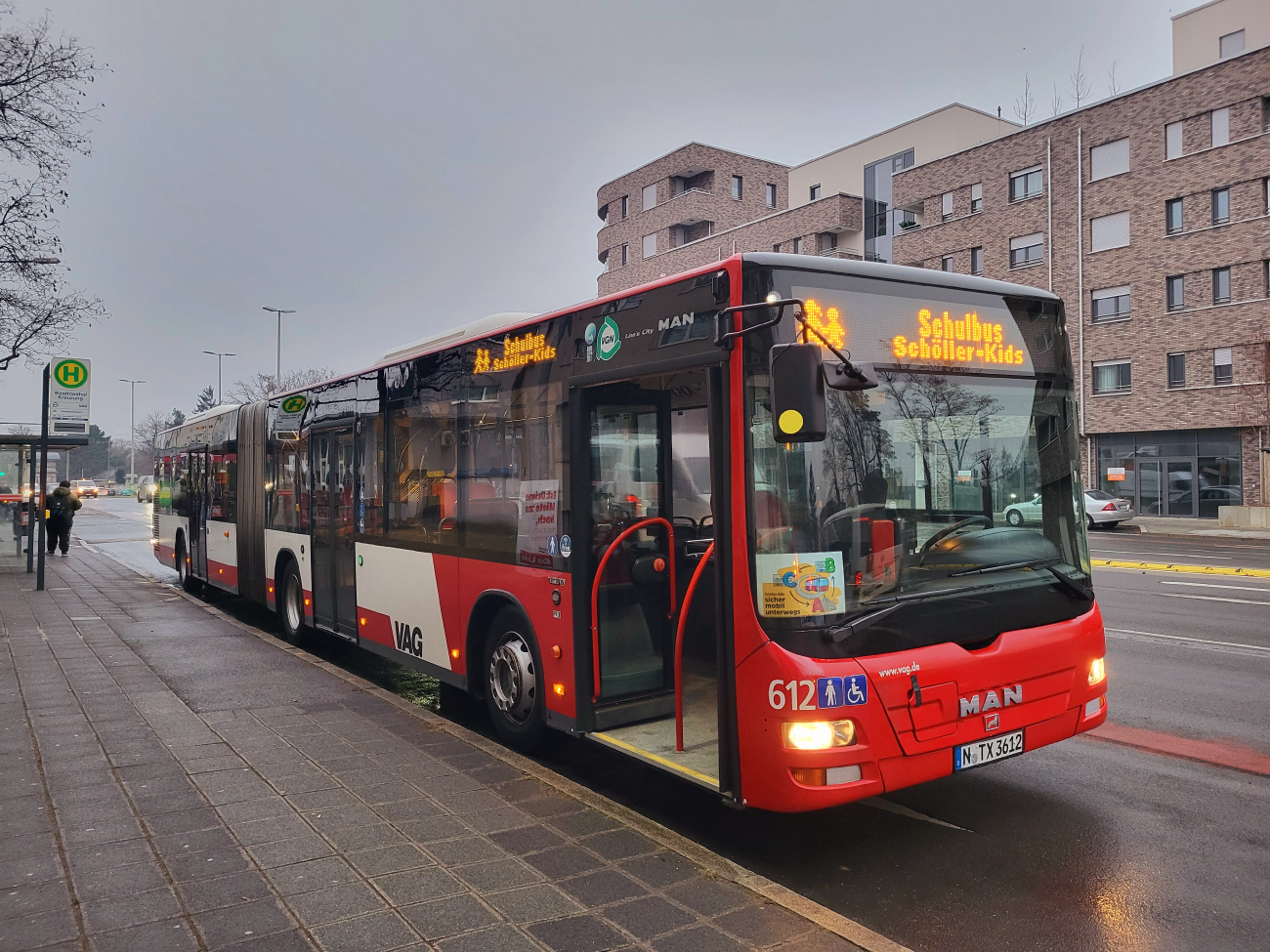 Nuremberg, MAN A23 Lion's City G NG323 # 612 — Photo — BUSPHOTO