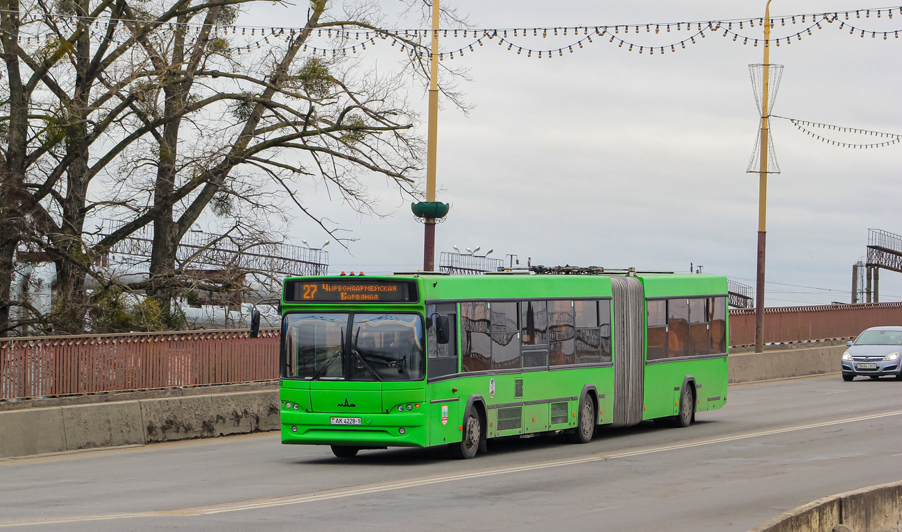 Baranovichi, MAZ-105.465 # 12130 — Photo — BUSPHOTO