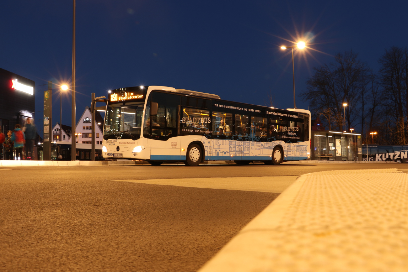 Neu-Ulm, Mercedes-Benz Citaro C2 Hybrid # ILL-B 2027 — Photo — BUSPHOTO