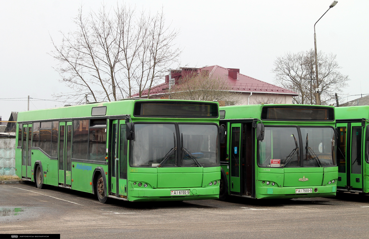 Molodechno, MAZ-103.465 # 23413 — Photo — BUSPHOTO